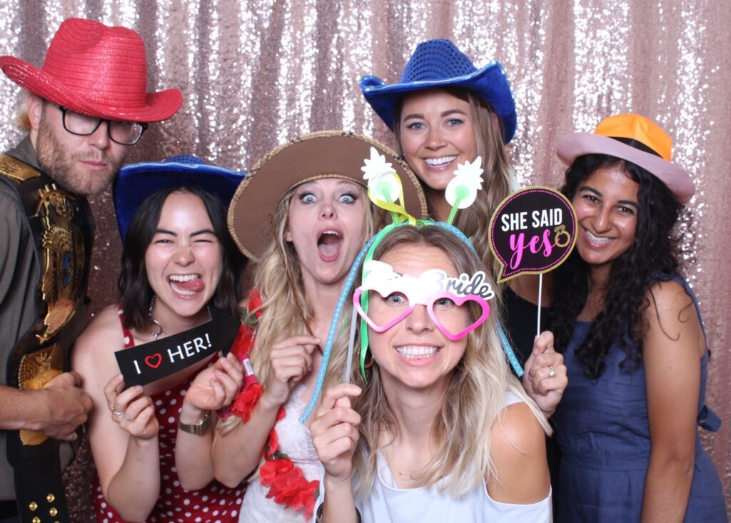 Photo Booth Rental Niagara - Rent Photo Booth